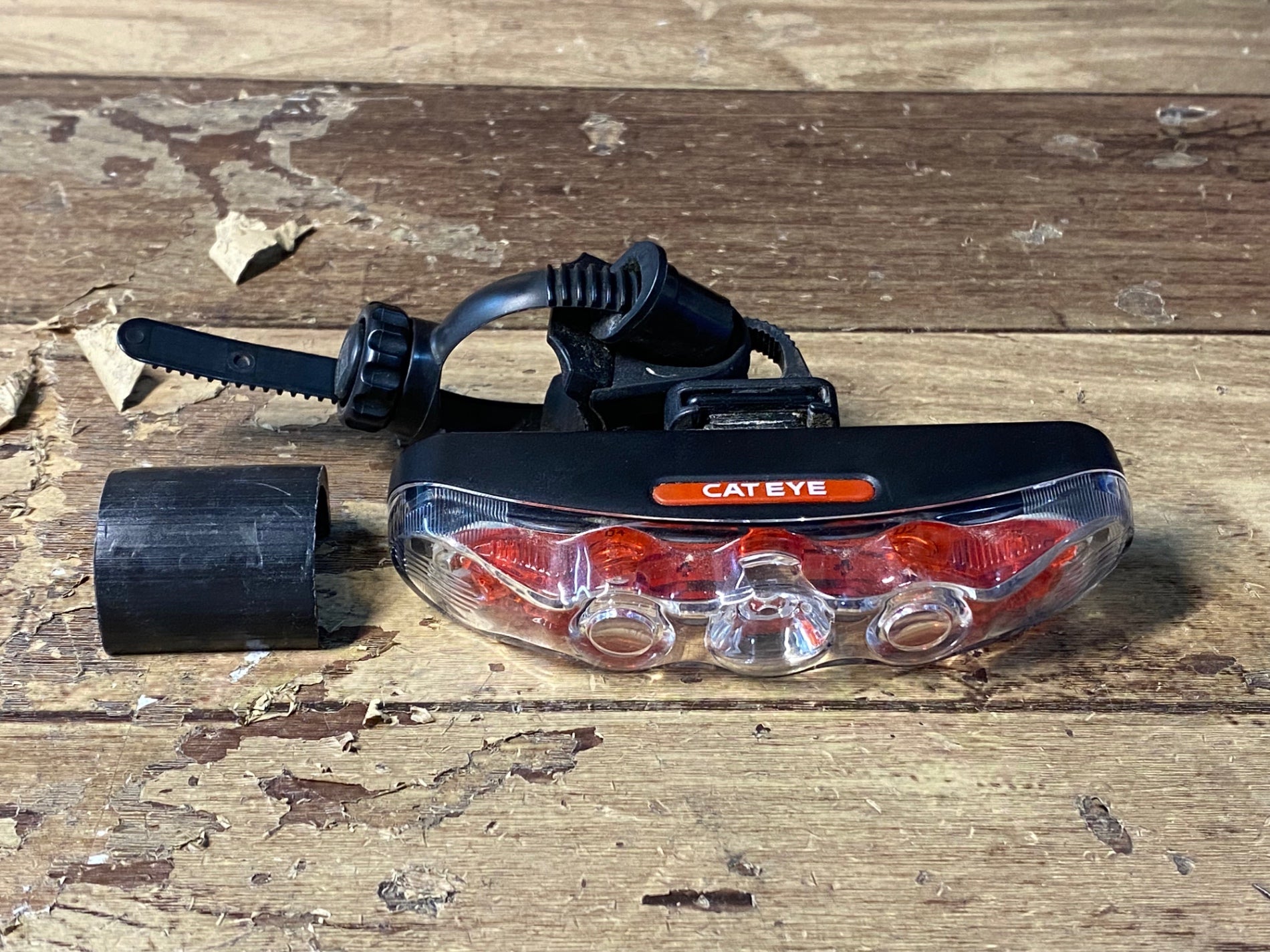 HX359 キャットアイ CATEYE TL-LD650 リアライト マウント付属 ※点灯確認済 – BICI AMORE EQ STORE