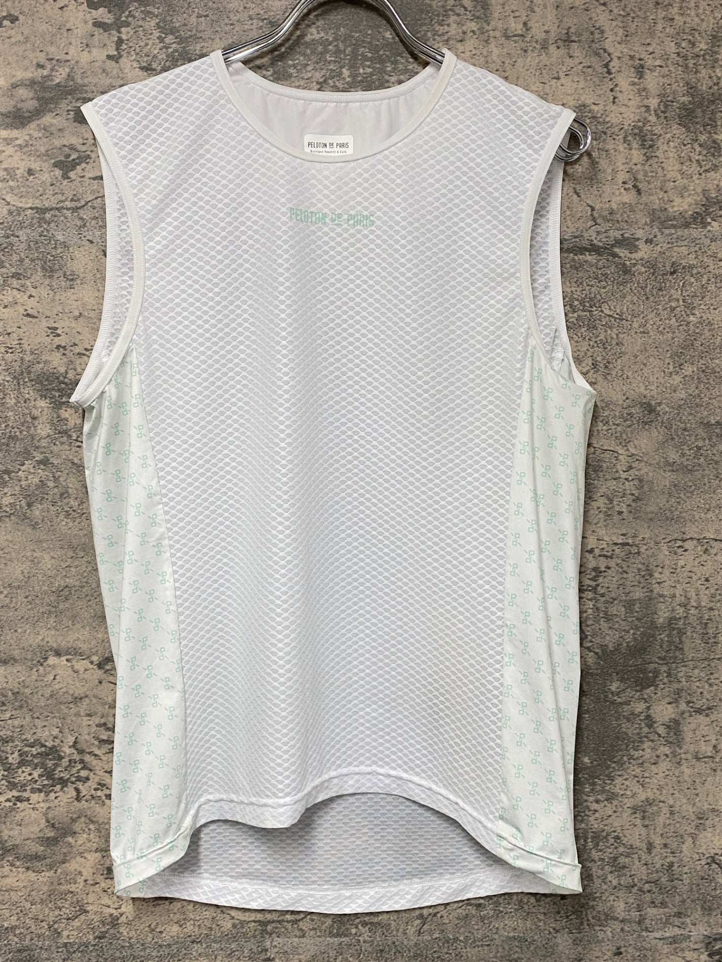 IW862 プロトンドパリ Peloton de Paris ノースリーブ ベースレイヤー XL 白 – BICI AMORE EQ STORE