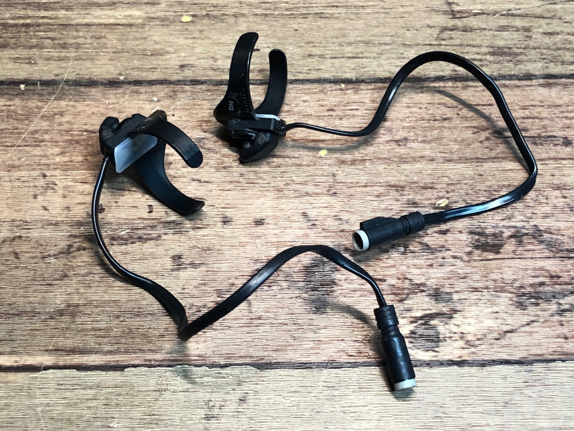 IQ570 シマノ SHIMANO SW-R610 Di2 電動 スプリンタースイッチ – BICI AMORE EQ STORE